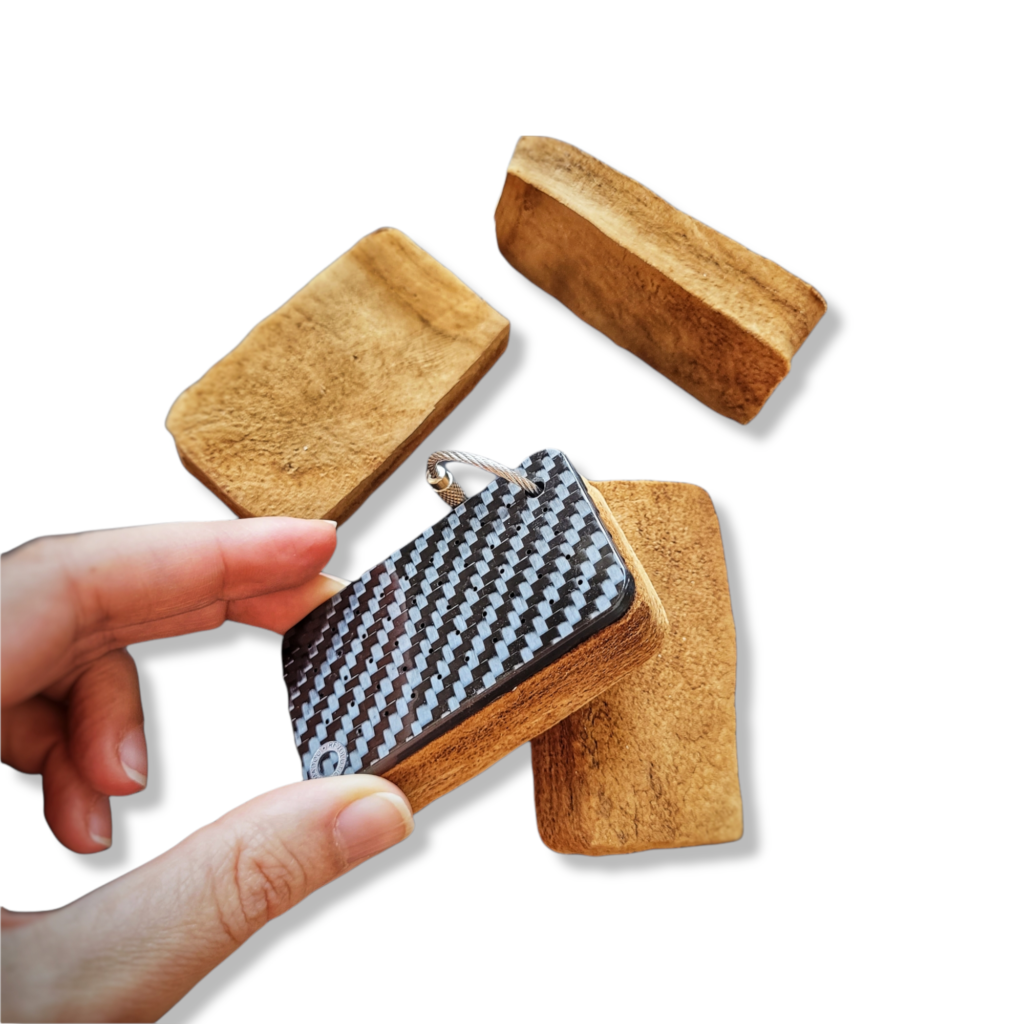Amadou Fly Drying Patch with integrated evaporation system | Premium